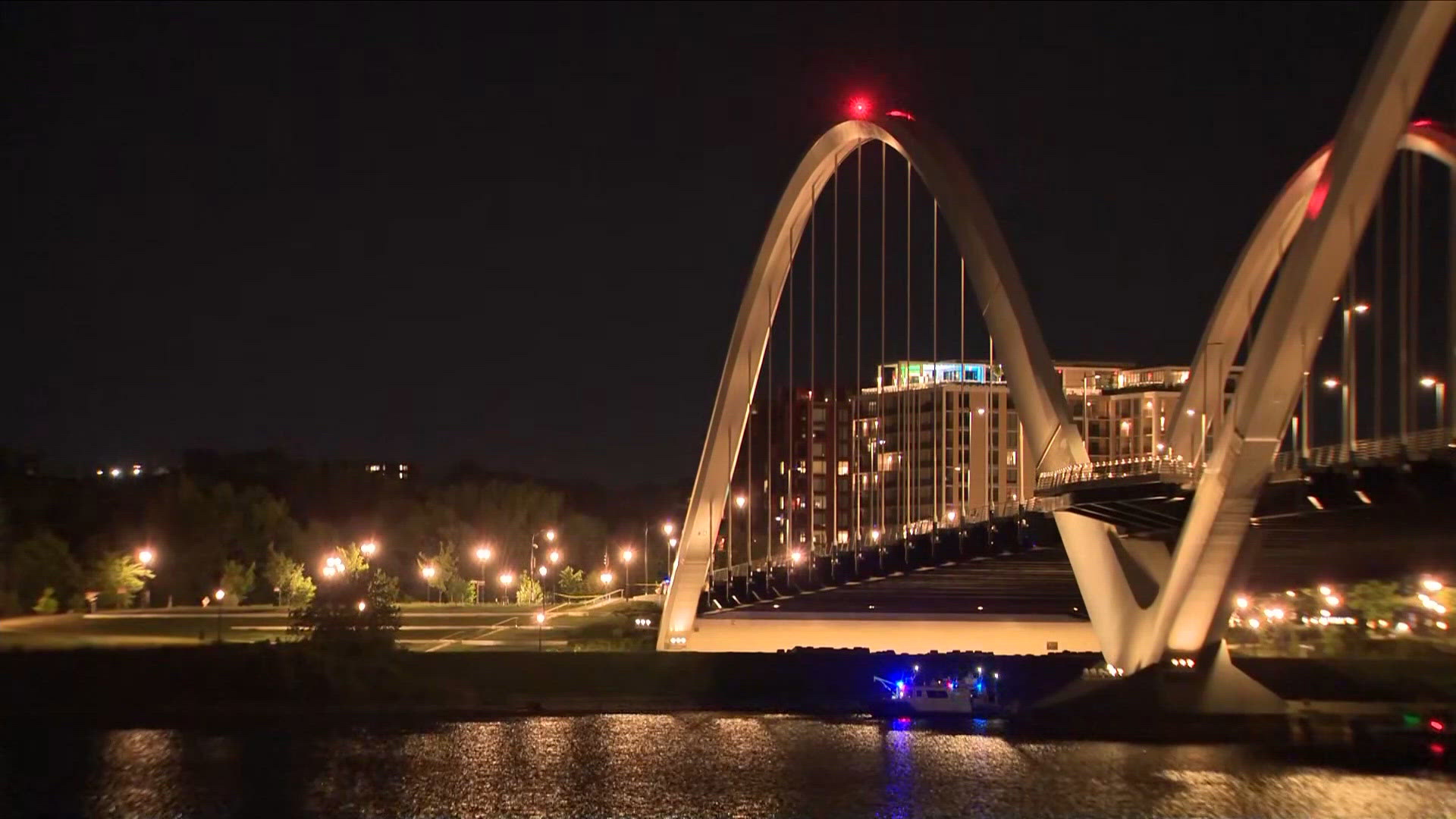 Protester still perched on top of Frederick Douglass Bridge after ...