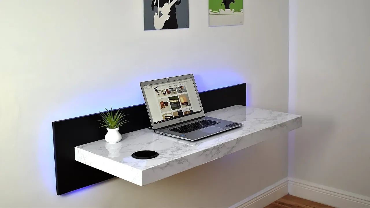 DIY wall mounted dream desk