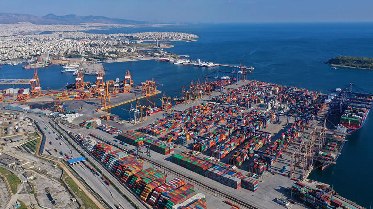 Τα λιμάνια του Πειραιά και της Ελευσίνας κομβικά σημεία του παγκόσμιου ...