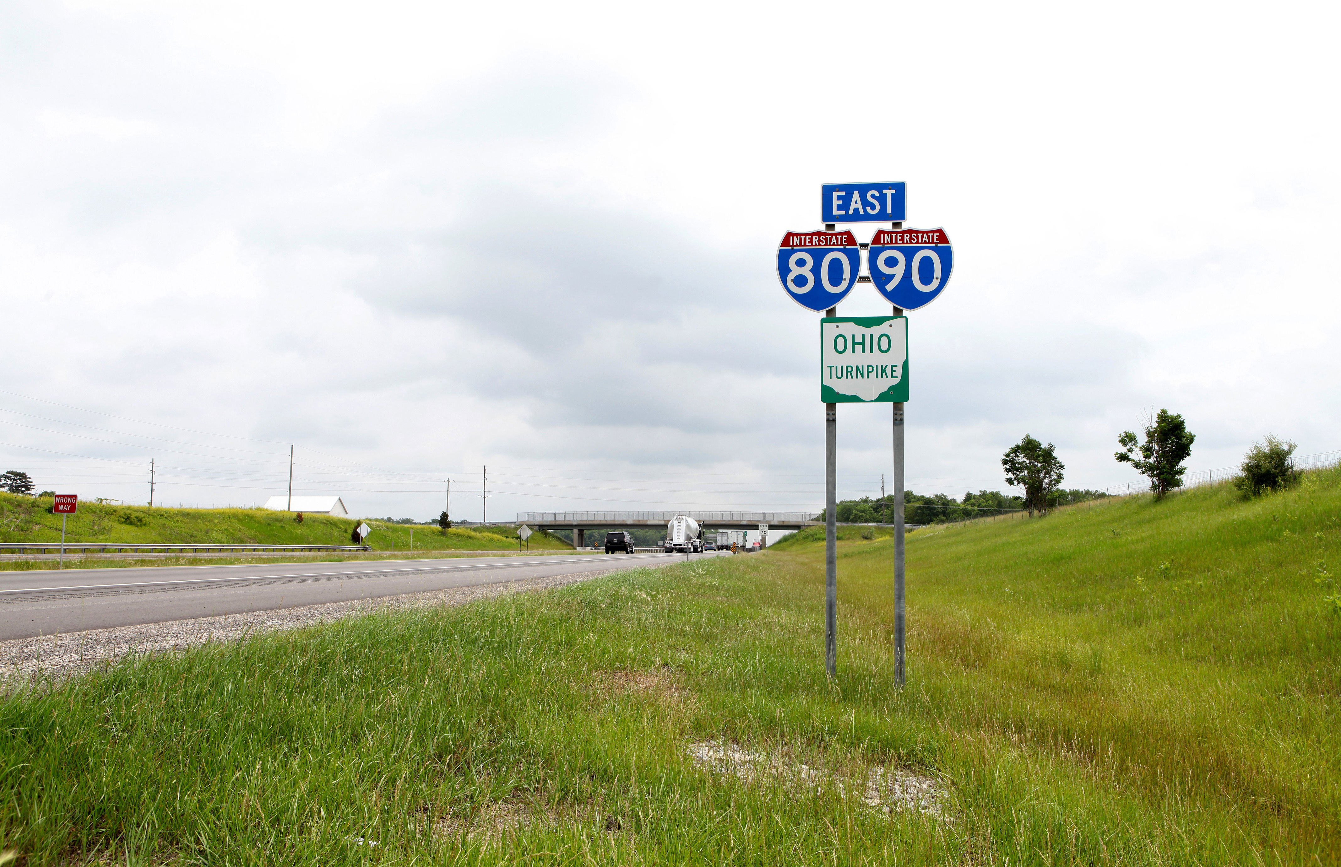 Suburban man accused of evading nearly $22K in tolls on Ohio Turnpike