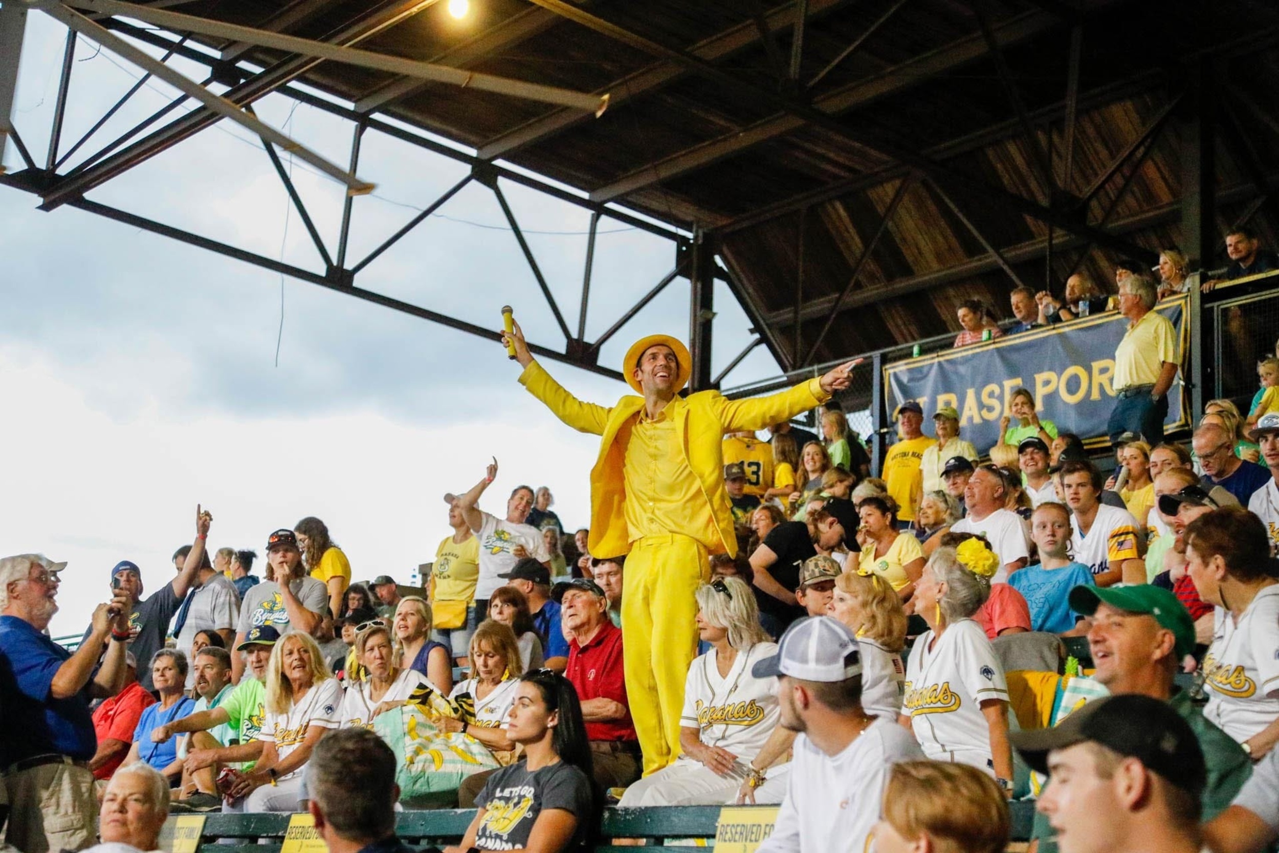 Savannah Bananas expecting 100,000 fans for baseball game at Texas A&M ...