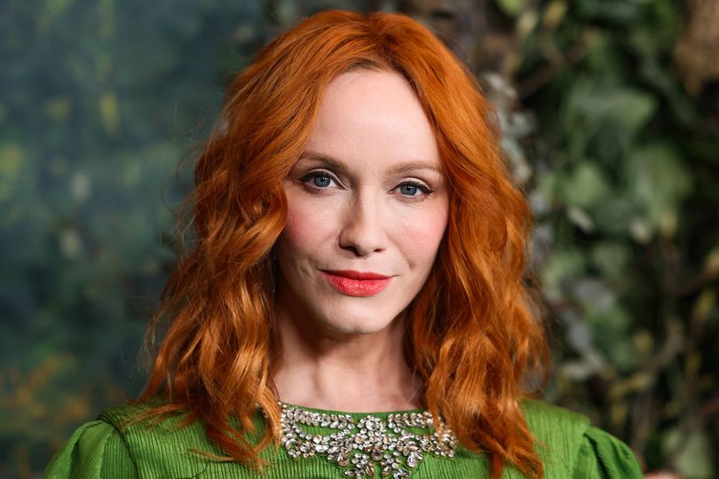 Mad Men's Christina Hendricks wows fans with her 'secret' career away ...
