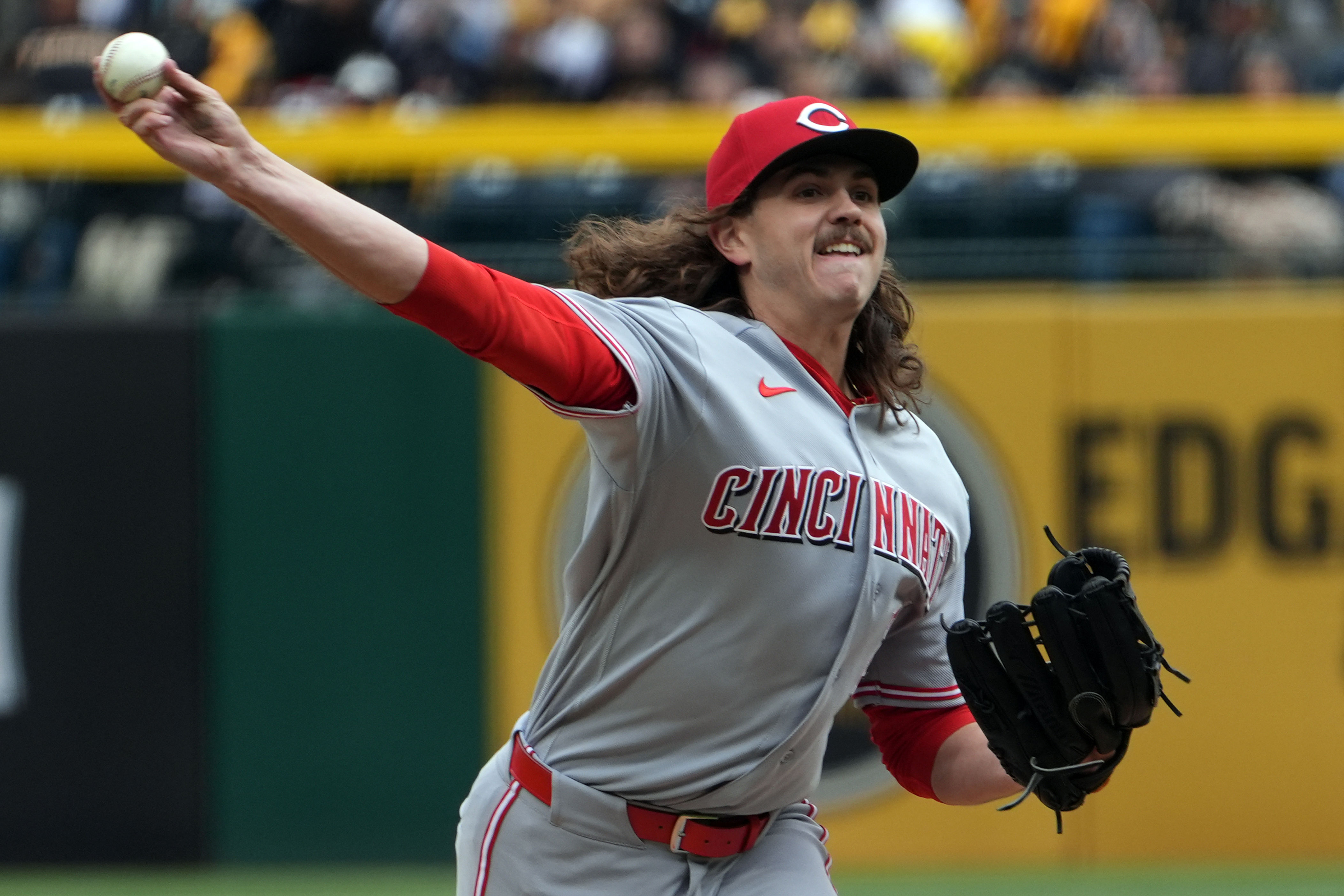 The Reds tie an MLB record by walking seven straight Pirates batters in ...