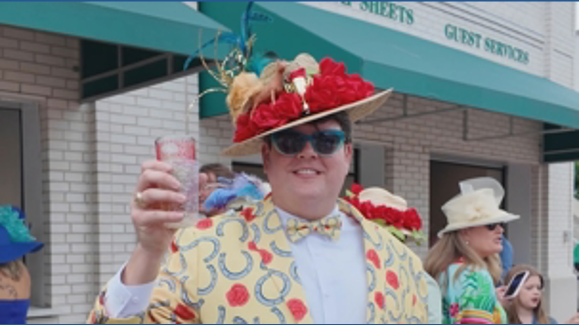 Check out some of the fashionable guests at Kentucky Derby 152