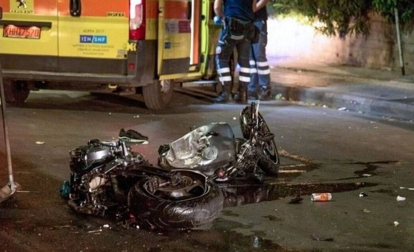 Δραματικό συμβάν στη Σύρο: 25χρονος μοτοσικλετιστής χάνει τη ζωή του σε ...