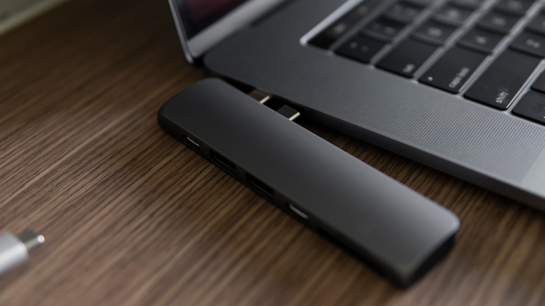 5 things to know before buying a laptop docking station