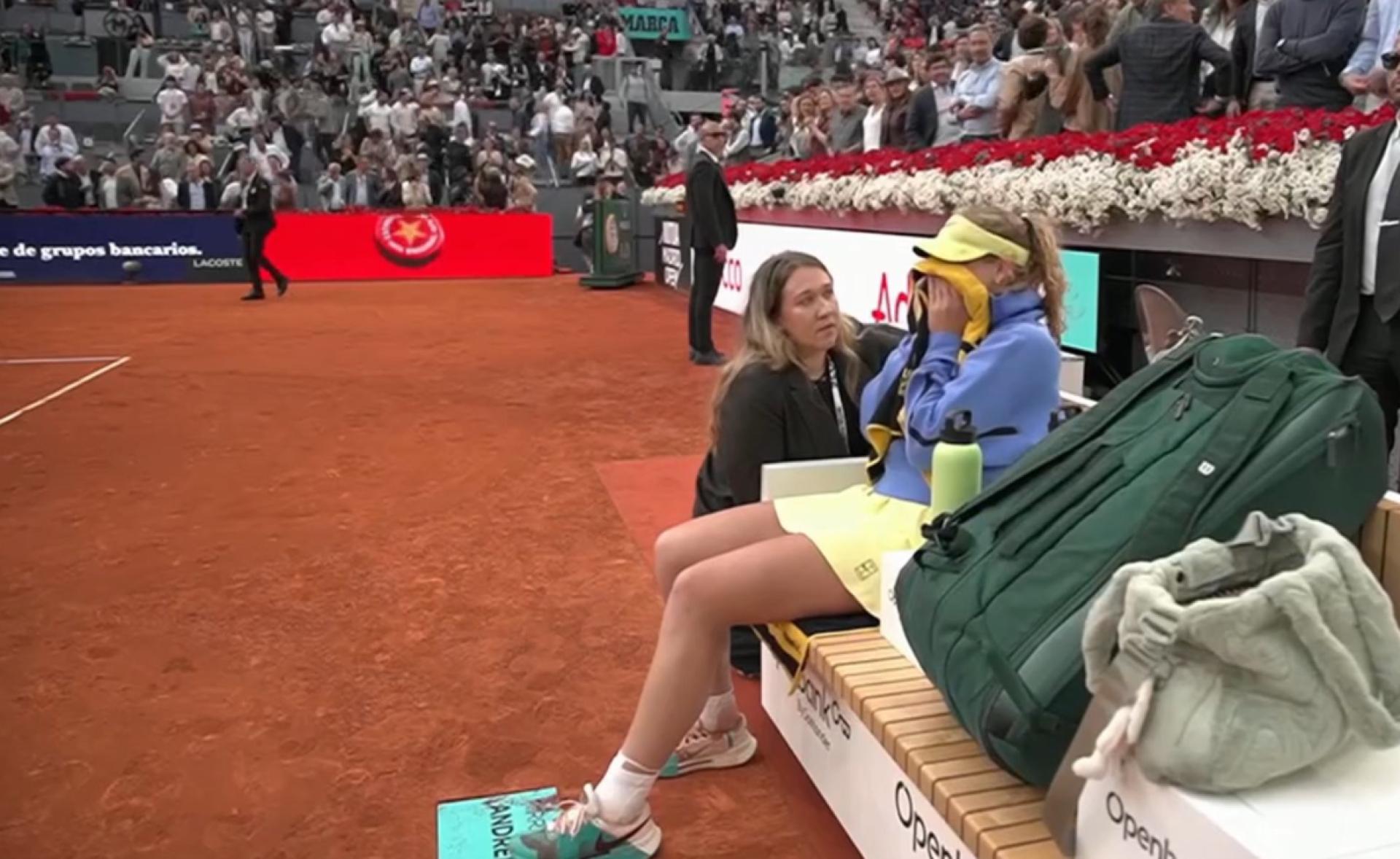 Photos: Mirra Andreeva sits on the bench looking crushed after Madrid ...