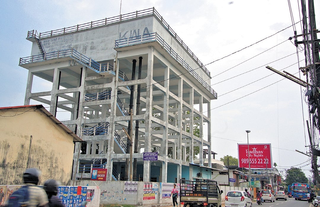 Kerala Water Authority's Njarakkal, Murikkumpadam overhead tanks in 3 ...
