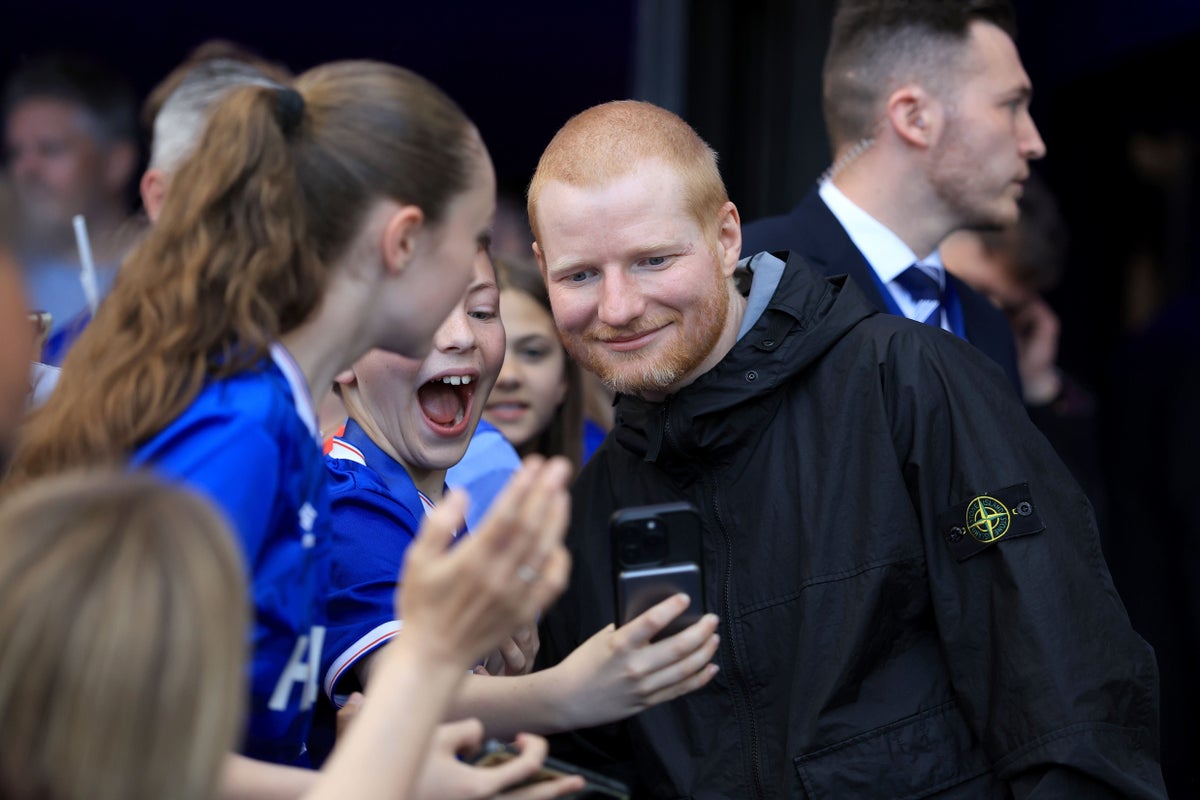 Ed Sheeran marks ‘The A Team’ Ipswich’s promotion with dressing room ...
