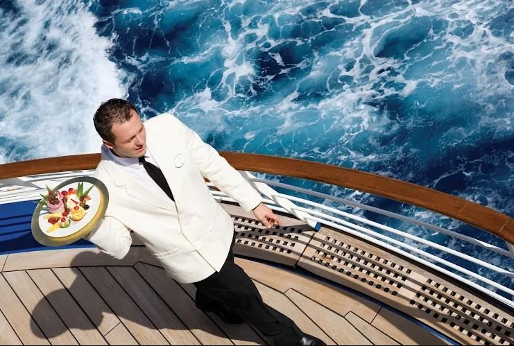 Cruise confessions: 6 things experts say you should never do at sea