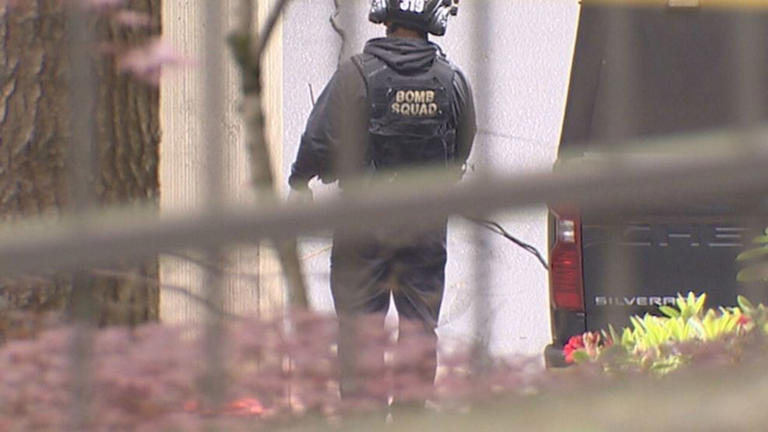 One person dead after crash, fire at Multnomah Athletic Club in Portland