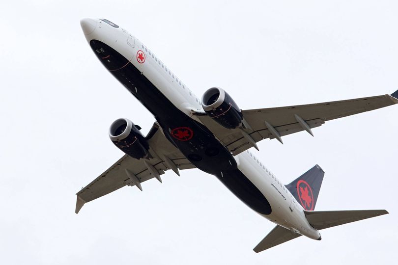 Air Canada flight declares emergency and makes U-turn back to London ...