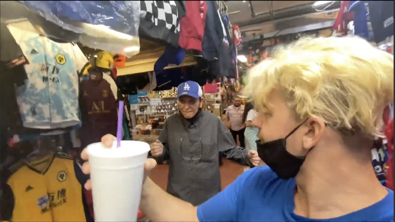 Discover the chaos of Guadalajara's market