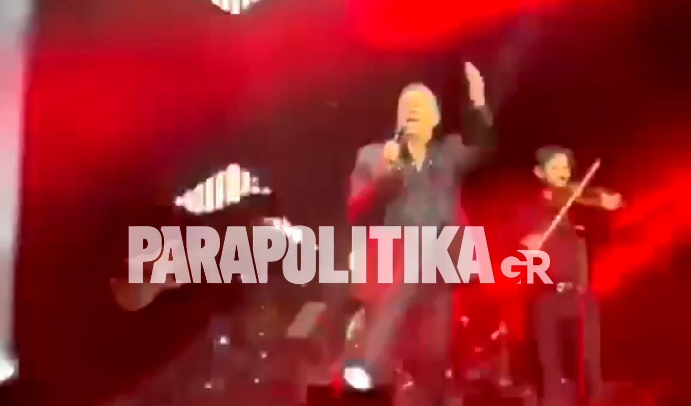 Ο Αντώνης Ρέμος σε μια μοναδική βραδιά στην κατάμεστη Volkswagen Arena ...