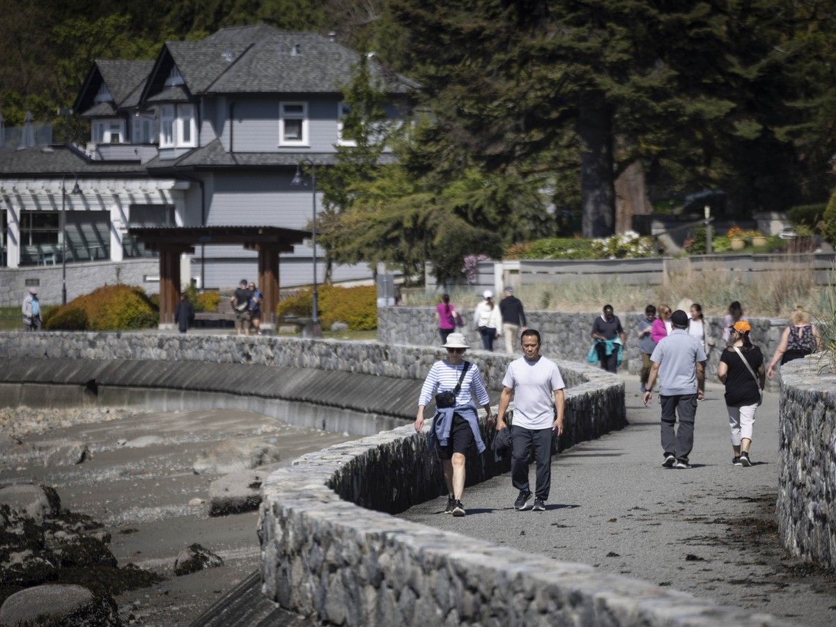 With heat spell set to grip Metro Vancouver, health authority issues ...