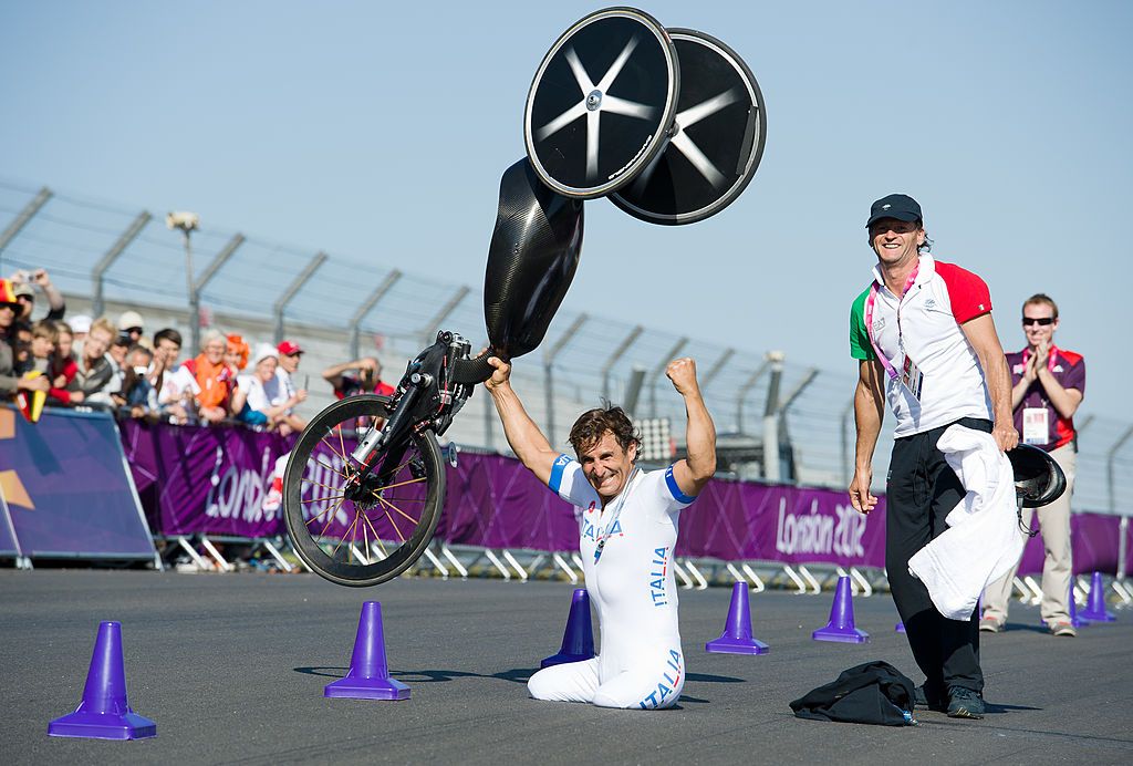 Alex Zanardi, decorated para-cyclist and former F1 driver, dies at 59