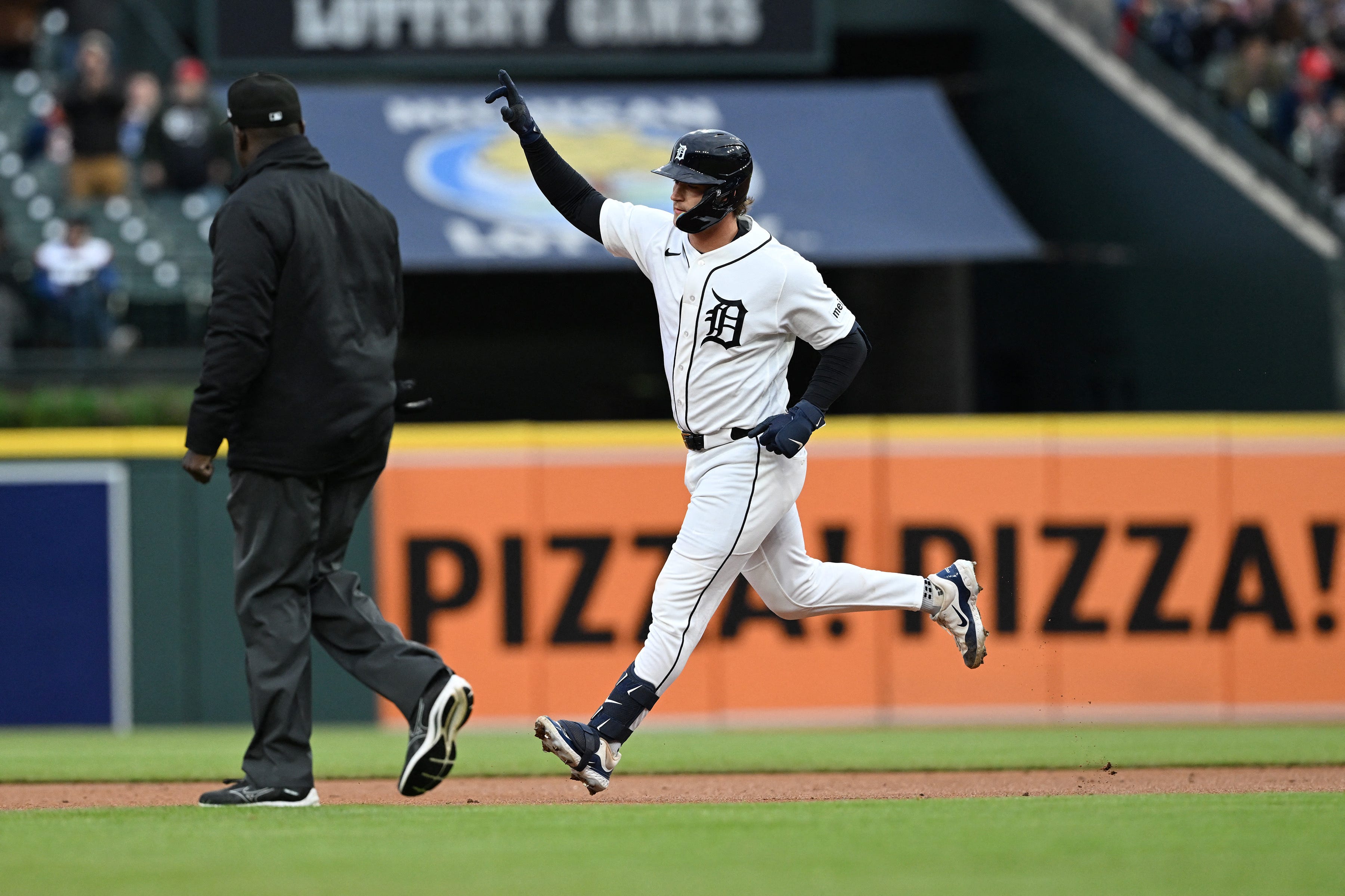 Detroit Tigers shrug off Gleyber Torres injury, beat Texas Rangers