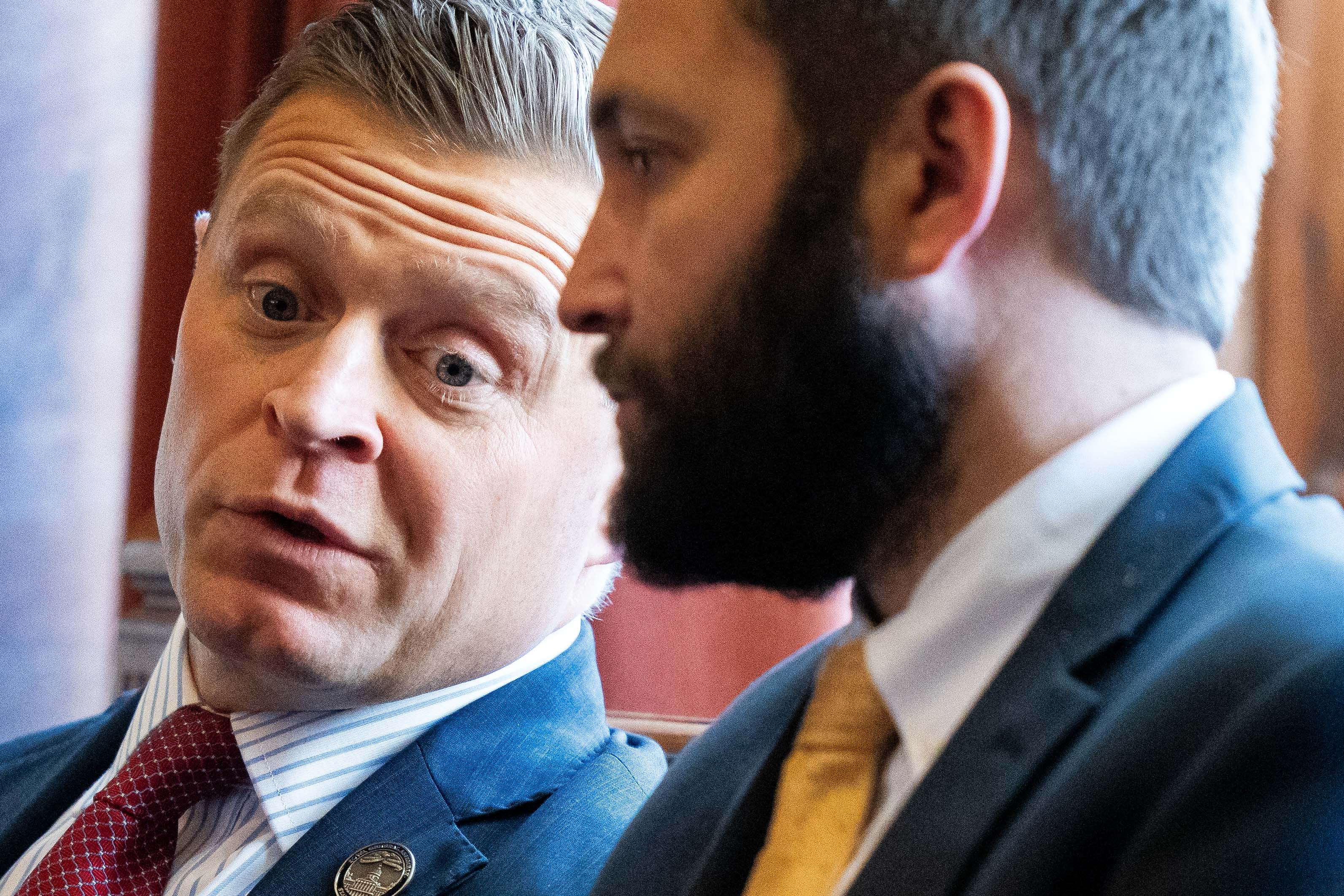 Iowa lawmakers approve pared-down '3 strikes' law for felony offenses