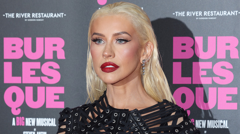 Christina Aguilera took a bold hair swing with baby bangs & a bubble bob