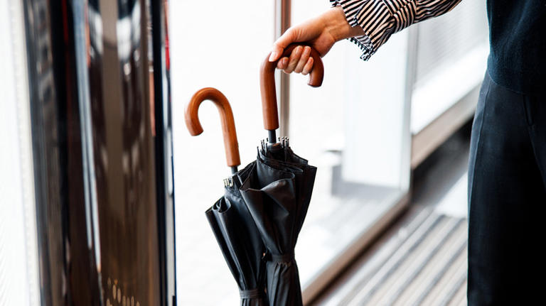 Not baskets, not buckets: The antique find you can use to store wet ...