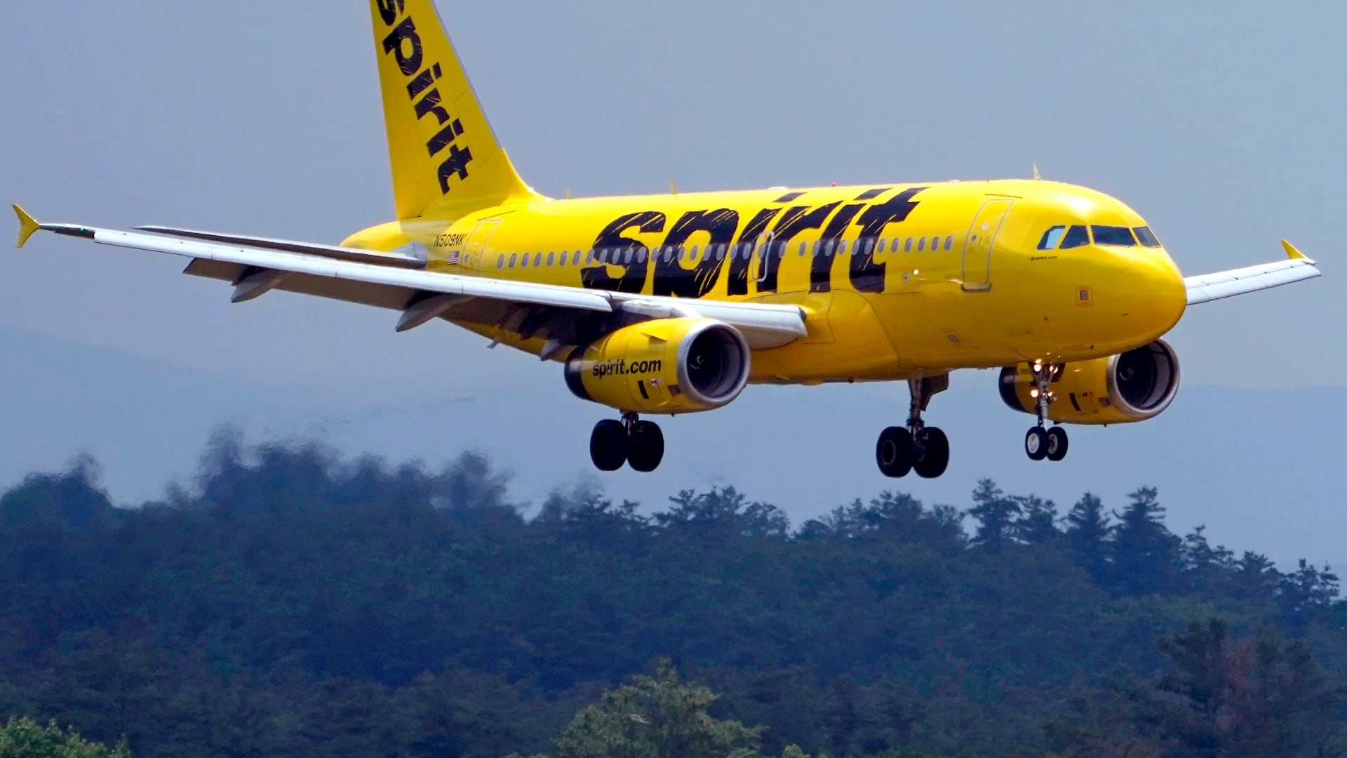 Spirit cancels all flights, begins winding down all operations