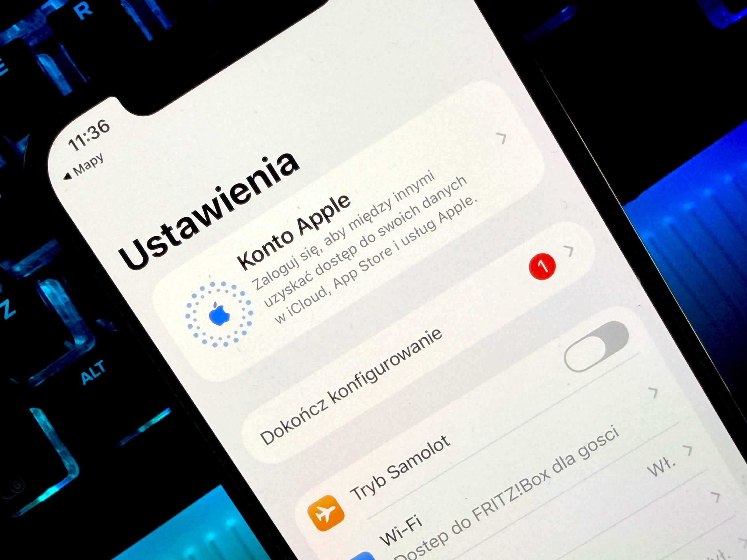 Ucieczka ze złotej klatki. iPhone bez konta Apple w praktyce