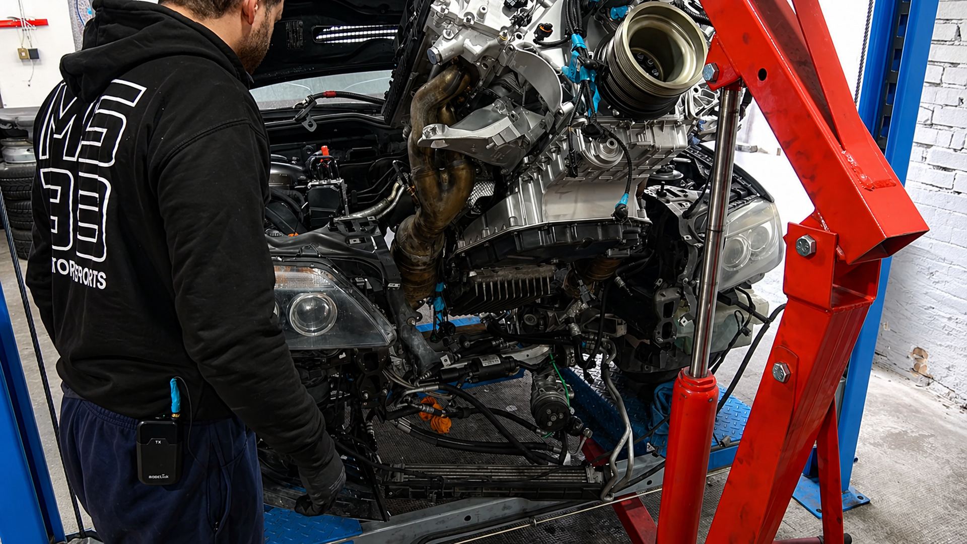 Restoring the heart of a legend Alpina B7 build