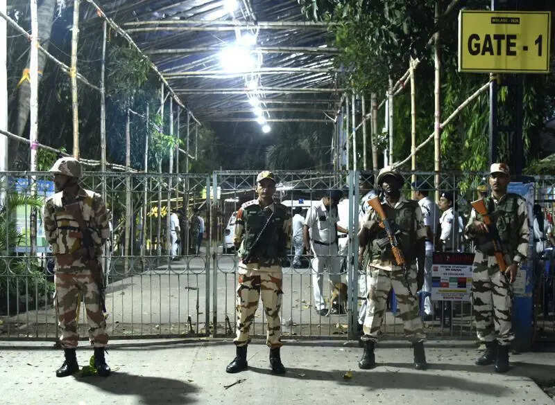 48 hrs before counting, EC appoints 165 more observers