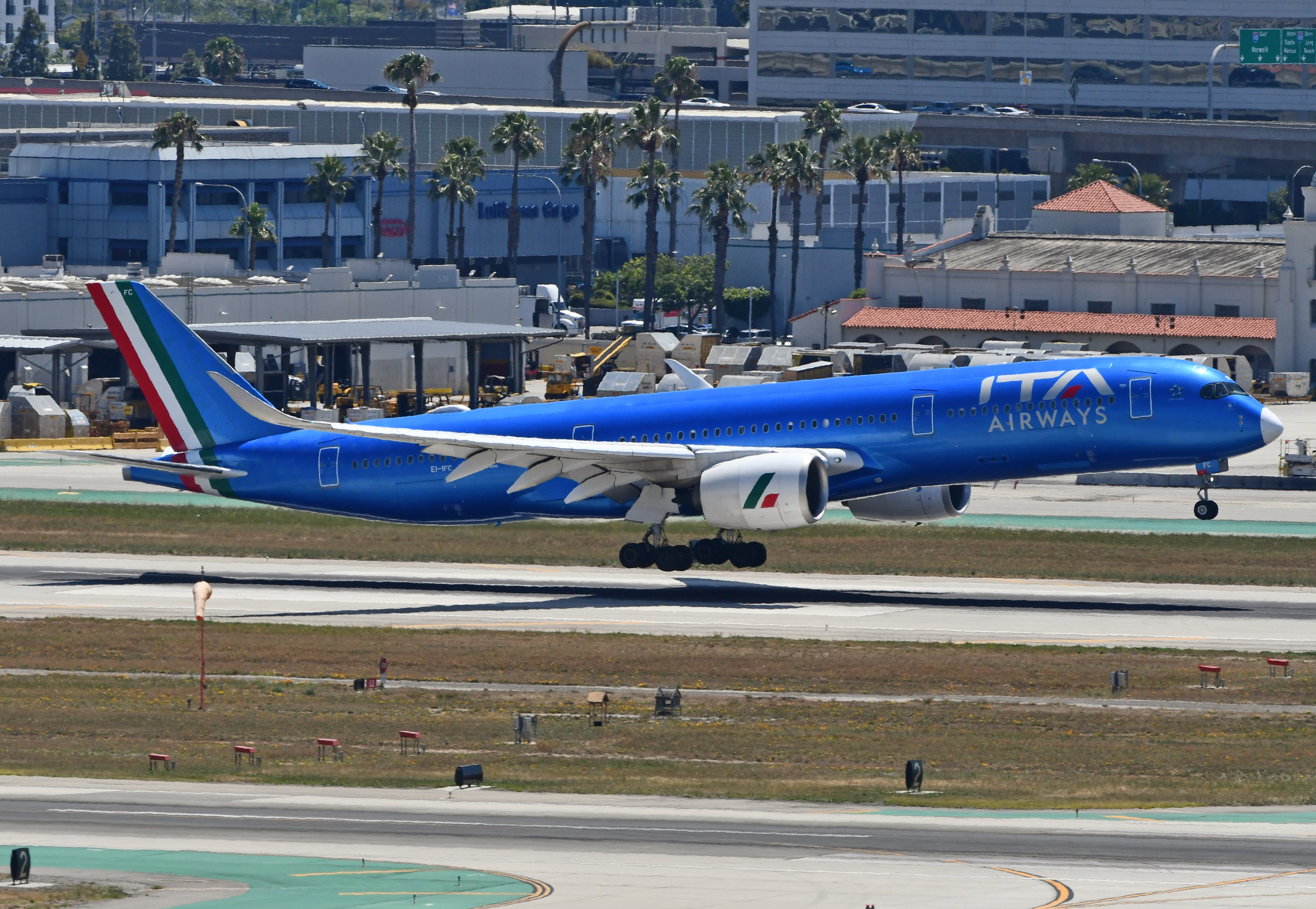 Miles & More program expands award and status benefits on ITA Airways