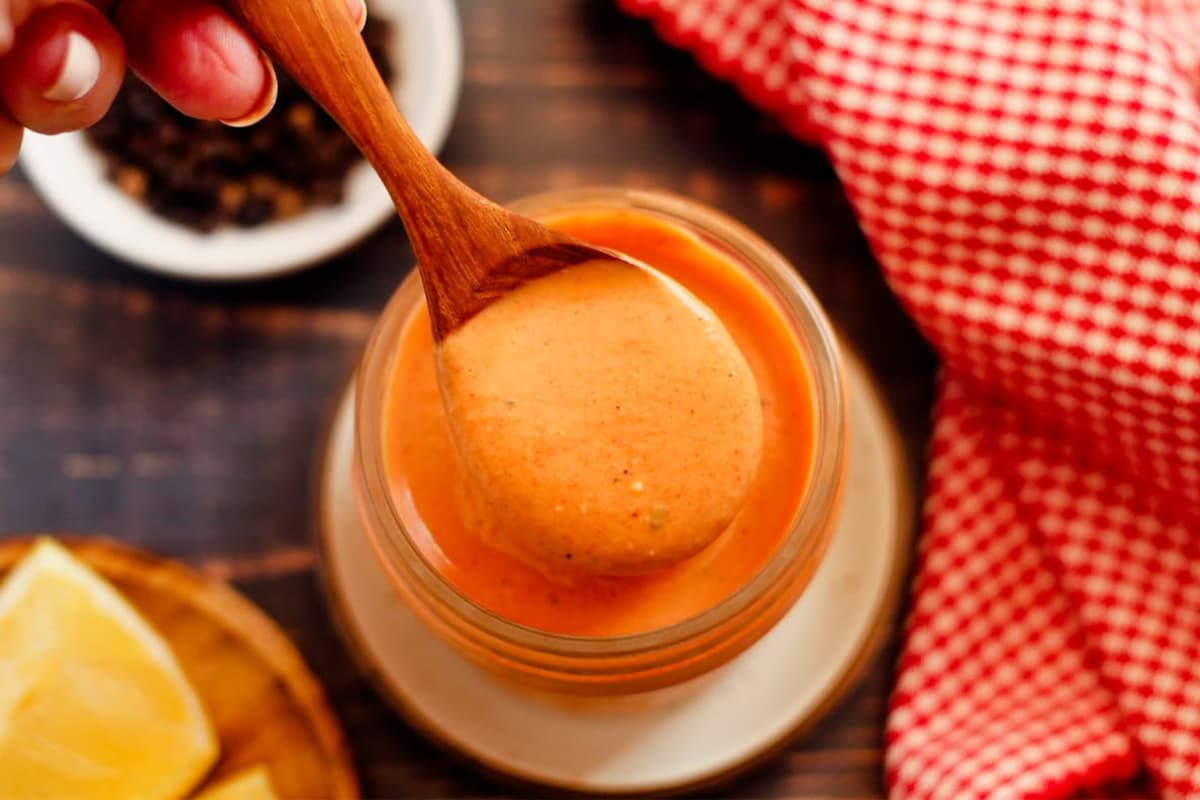 31 sauce and dip recipes for people who refuse to eat dry food