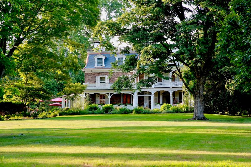 The New Jersey inn with rooms straight out of a storybook