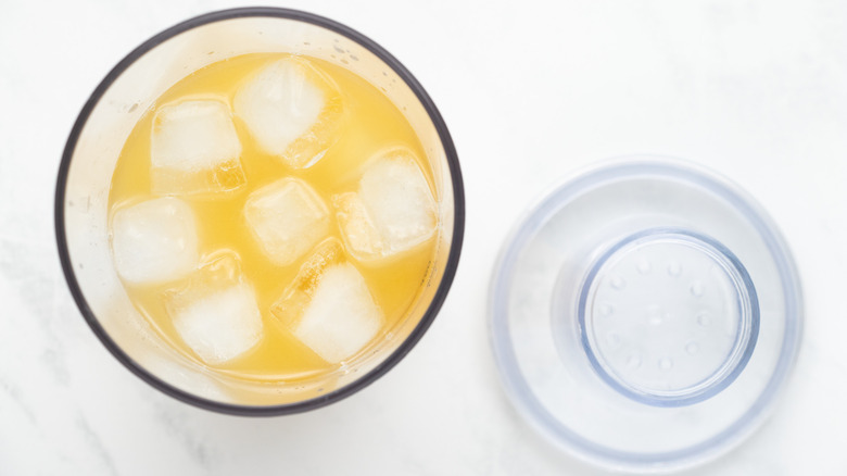 Mai Tai cocktail recipe