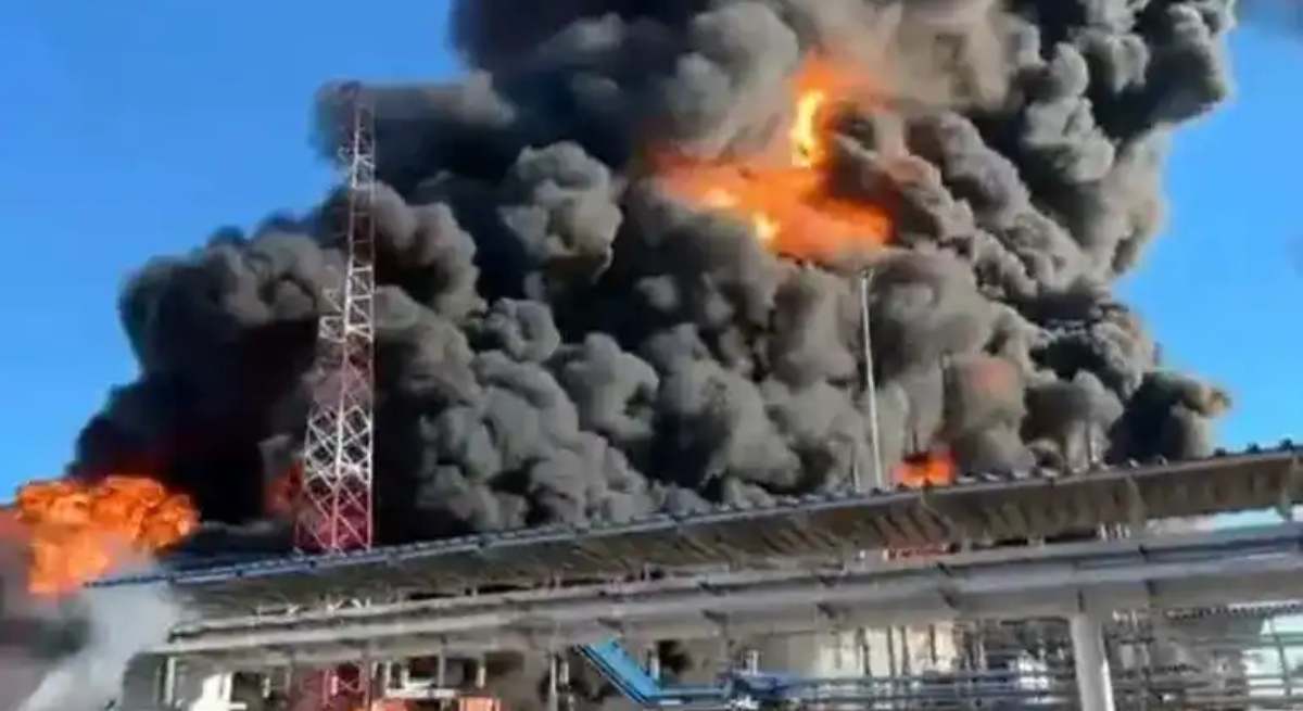 Ucrania se felicita por destrozar la refinería de Lukoil en la ...