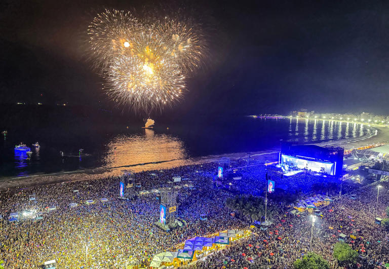 Shakira thrills a crowd of 2 million with free concert on Brazil’s ...