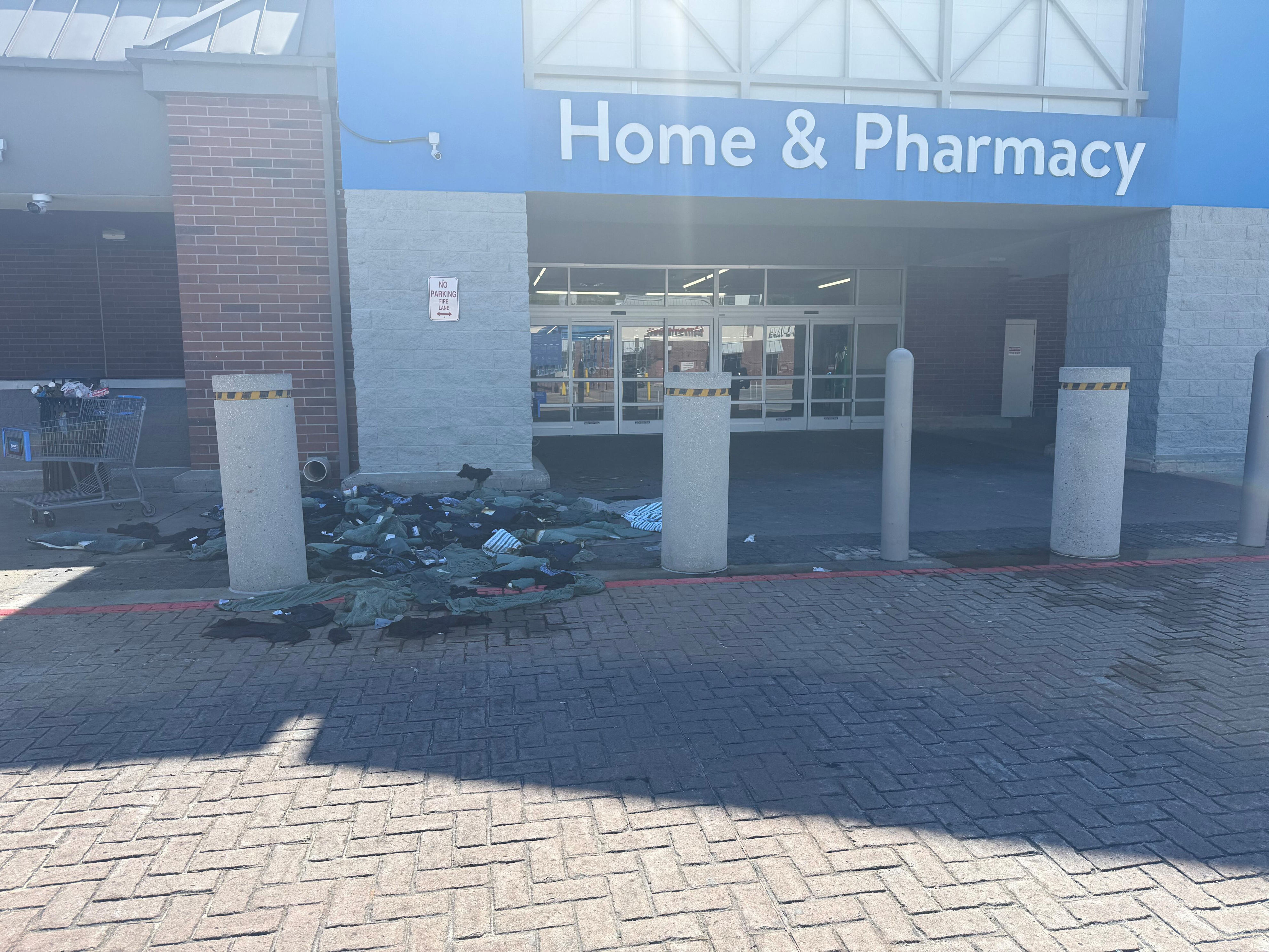 Walmart in Chamblee set on fire, 1 suspect arrested