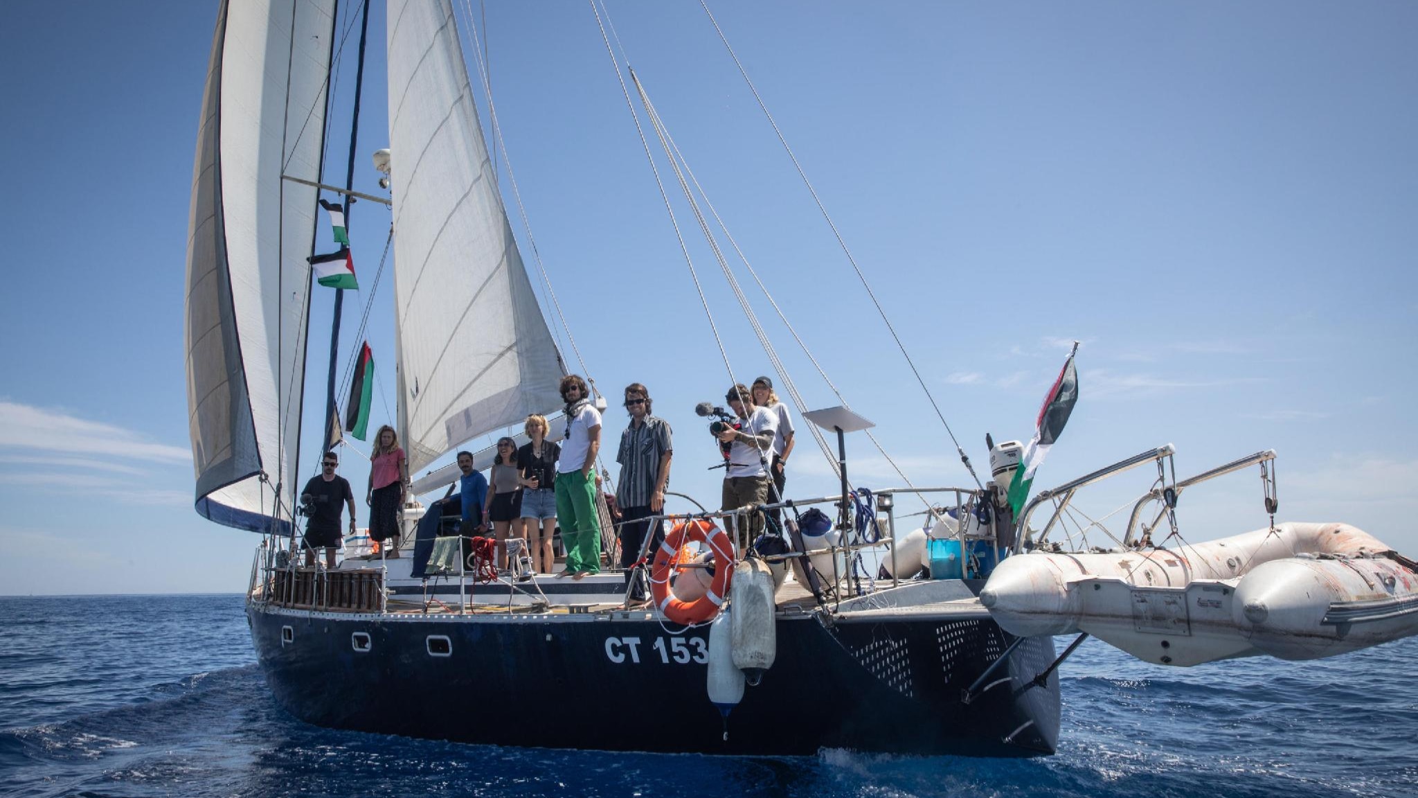 Teheran rivendica il controllo di Hormuz. Riparte la flotilla, 50 ...