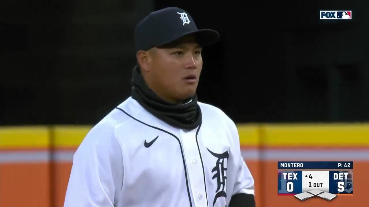 Hao-Yu Lee subs in, shows off smooth glove for Tigers