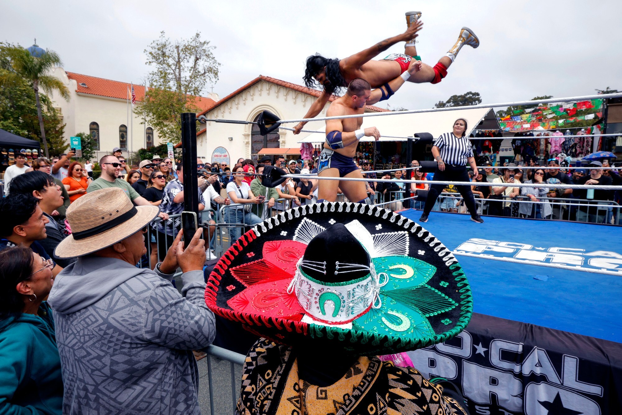 Lucha libre, culture and family: Old Town ushers in Cinco de Mayo with ...