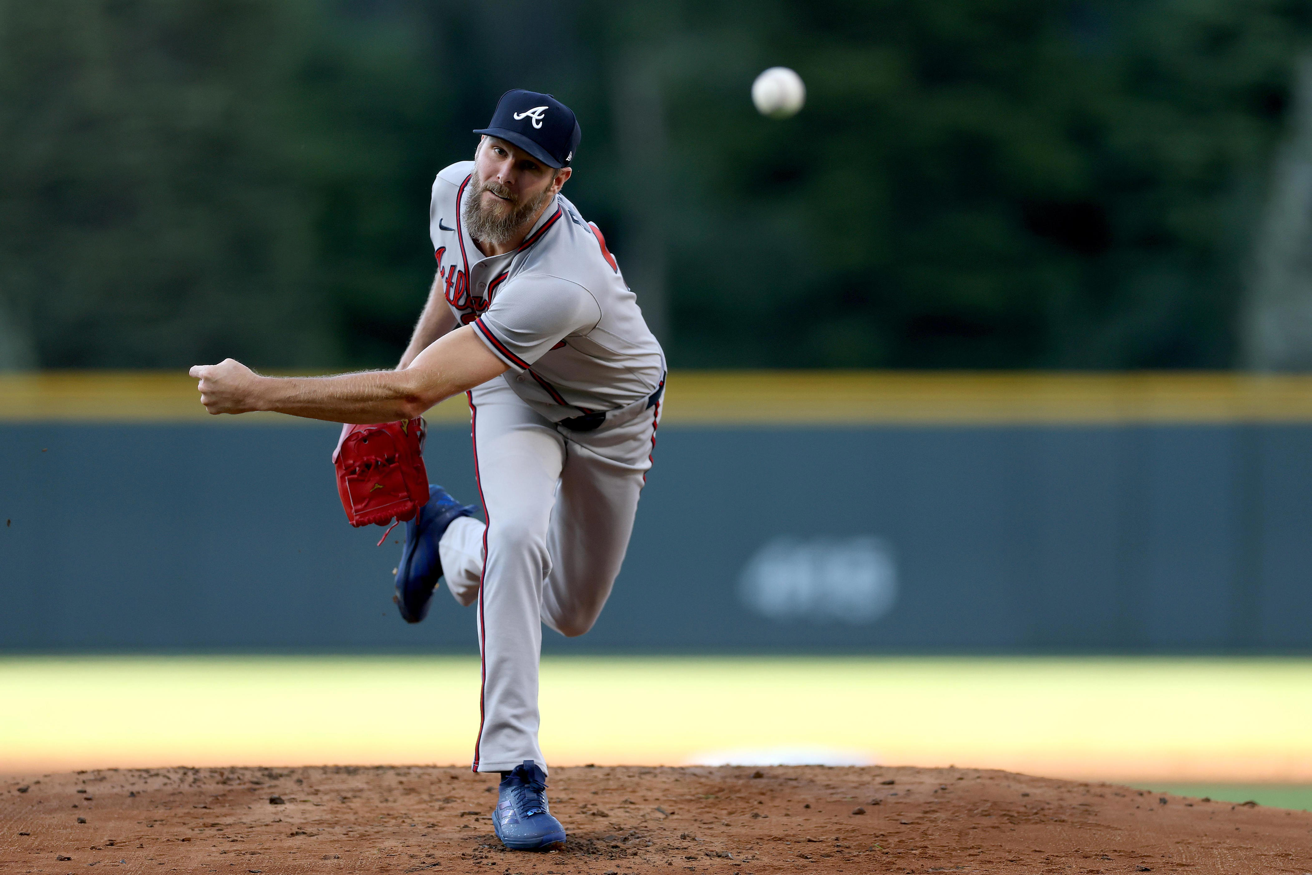 Braves cruise to 9-1 blowout behind dominant Chris Sale at Coors