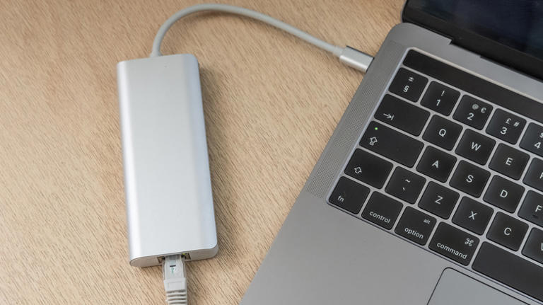 5 things to know before buying a laptop docking station