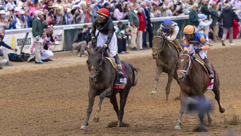 How much money did Golden Tempo earn for winning the 2026 Kentucky Derby?