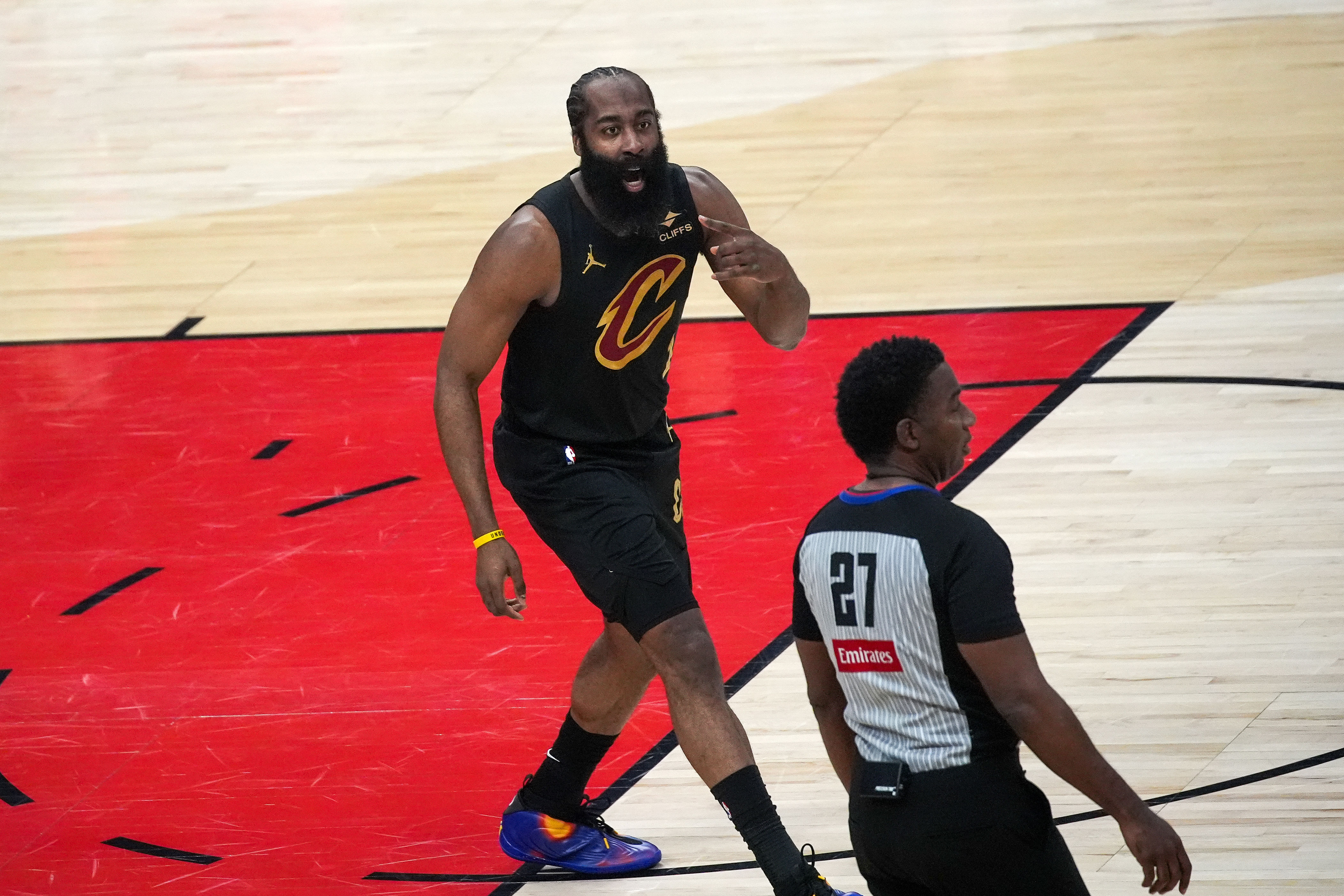 NBA confirms controversial late call against Cavs in Game 6 loss to Raptors