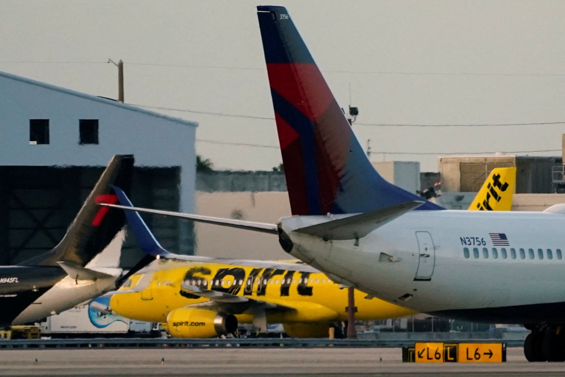 Spirit Airlines: Πώς έγινε το πρώτο θύμα του πολέμου στο Ιράν – Το ...