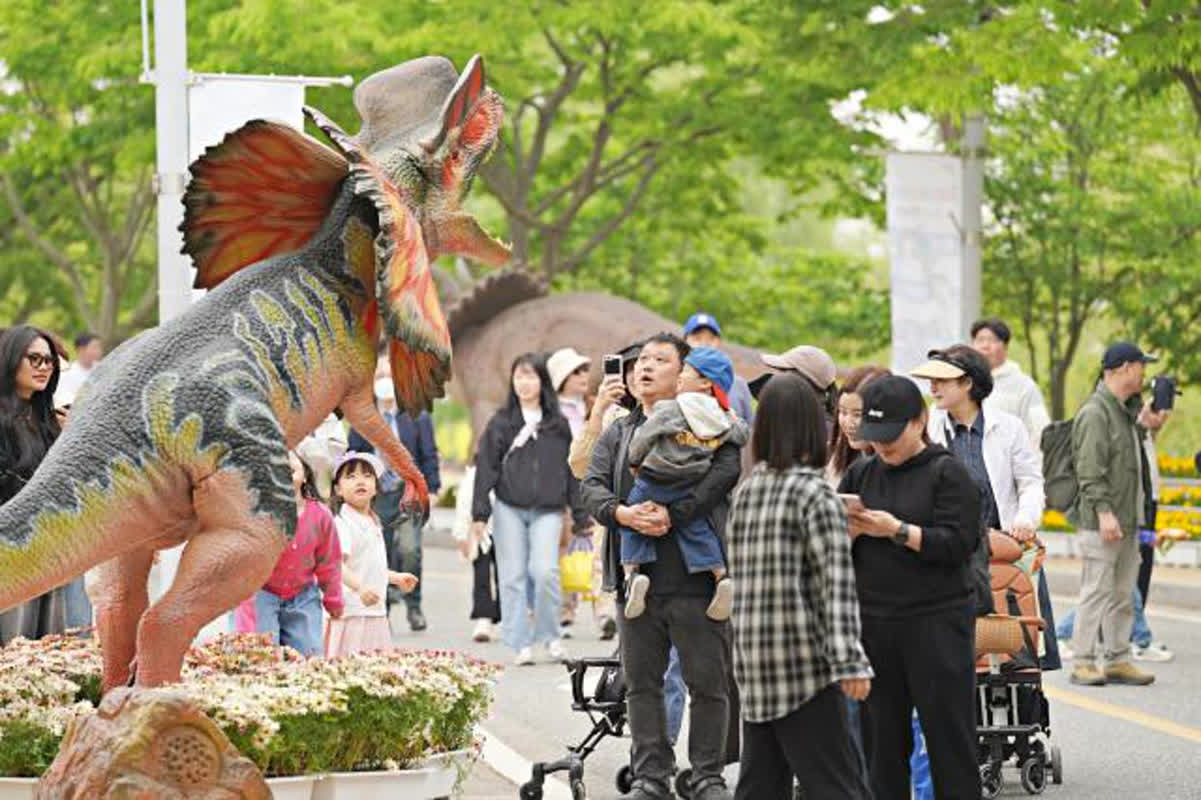 해남공룡대축제 '팡파르' 첫날 4만7천명 몰려