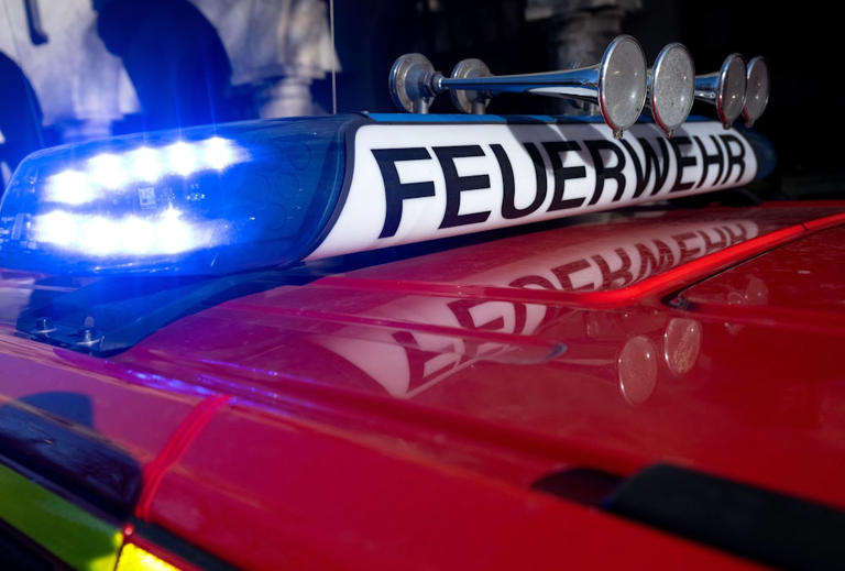 Polizei in München: Explosion zerreißt Kleintransporter – war ein ...