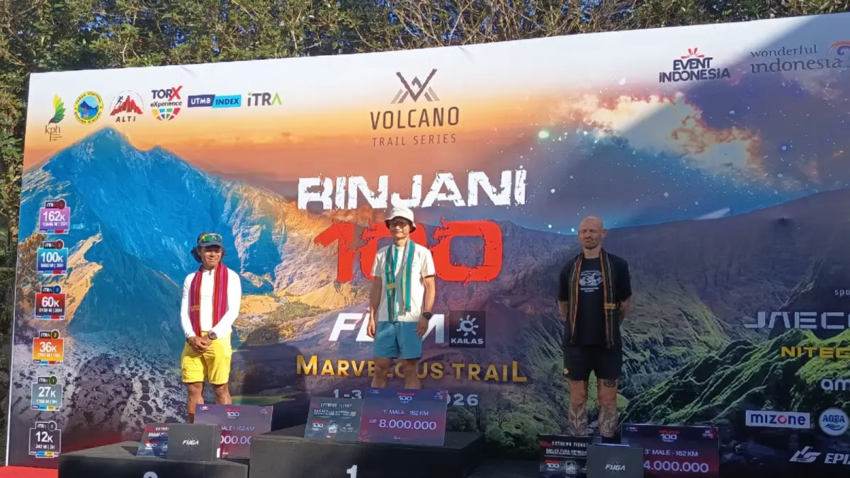 Pelari Indonesia dominasi Rinjani 100, Zairan Li pecahkan rekor pelari ...