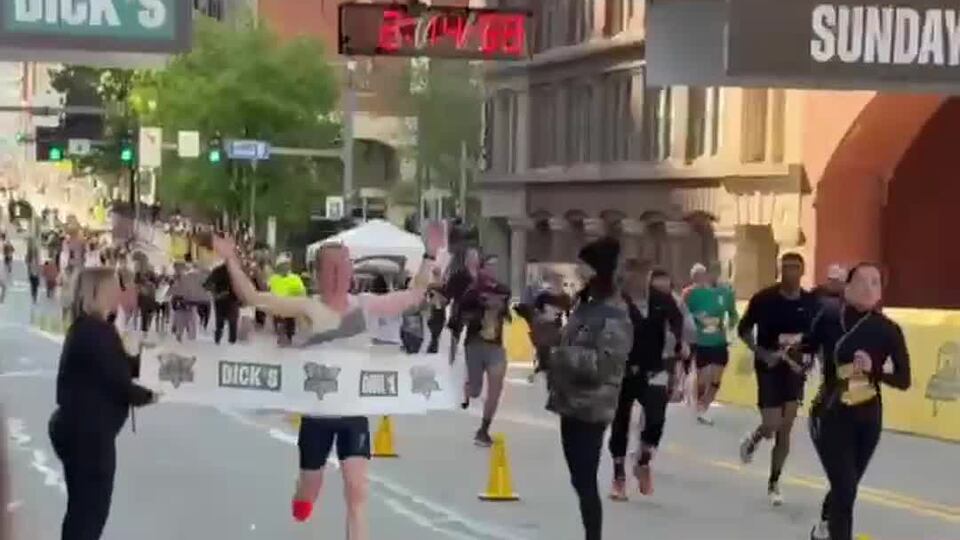 Will Loevner wins the Pittsburgh Marathon
