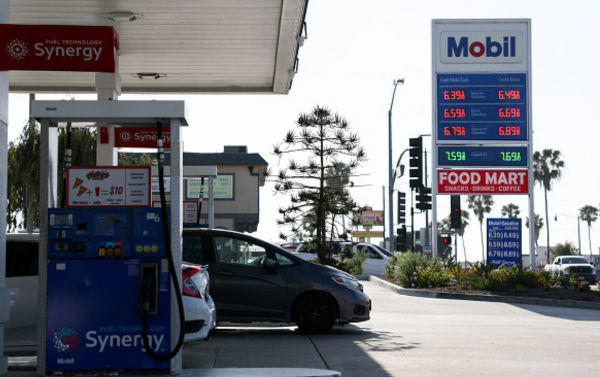 Data guru says more Americans blame Trump for higher gas prices than ...