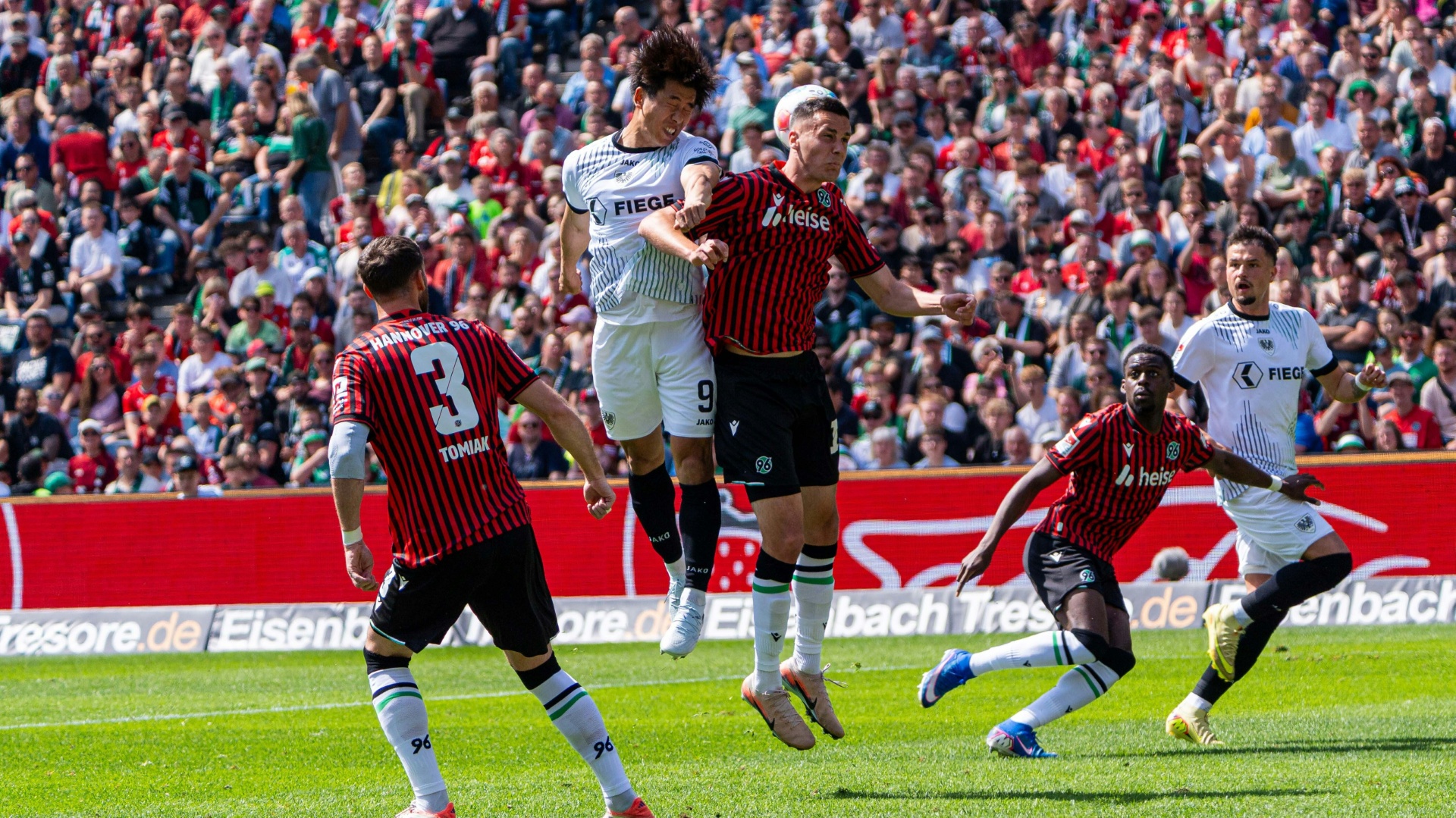 Fußball: Hannover 96 patzt im Aufstiegsrennen