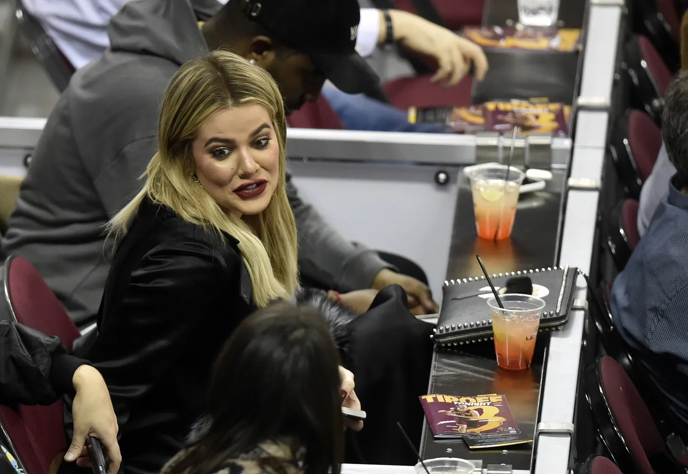 'Bridge is burned,' Khloe Kardashian responds to Lamar Odom breakup